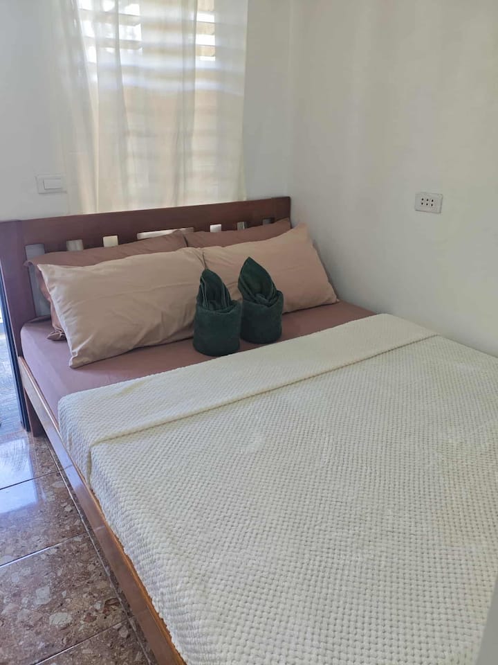 Alexa's Apartment | Cozy Studio Near Town - El Nido