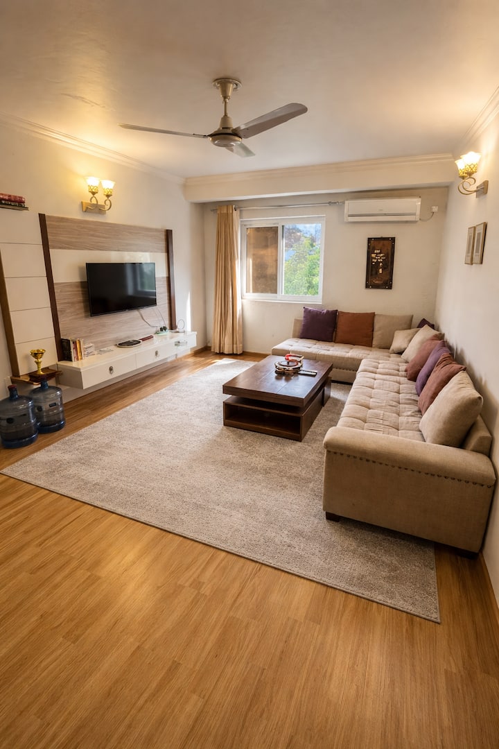 2 Br Spacious Apartment In The Heart Of City - Islamabad