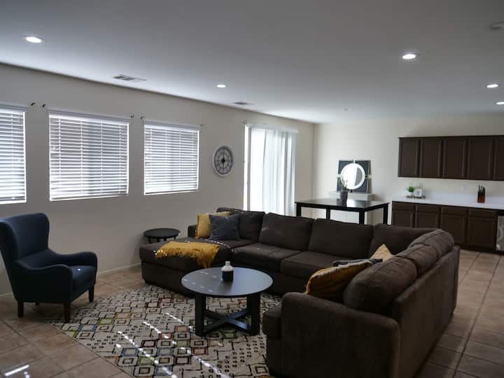 Relaxing Perris Retreat W/d Fast Wi-fi Kbed - Perris, CA