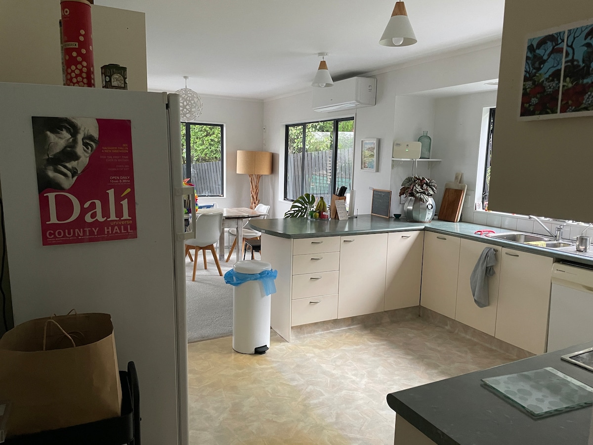 Haruru house with outdoor living - Houses for Rent in Haruru, Northland ...