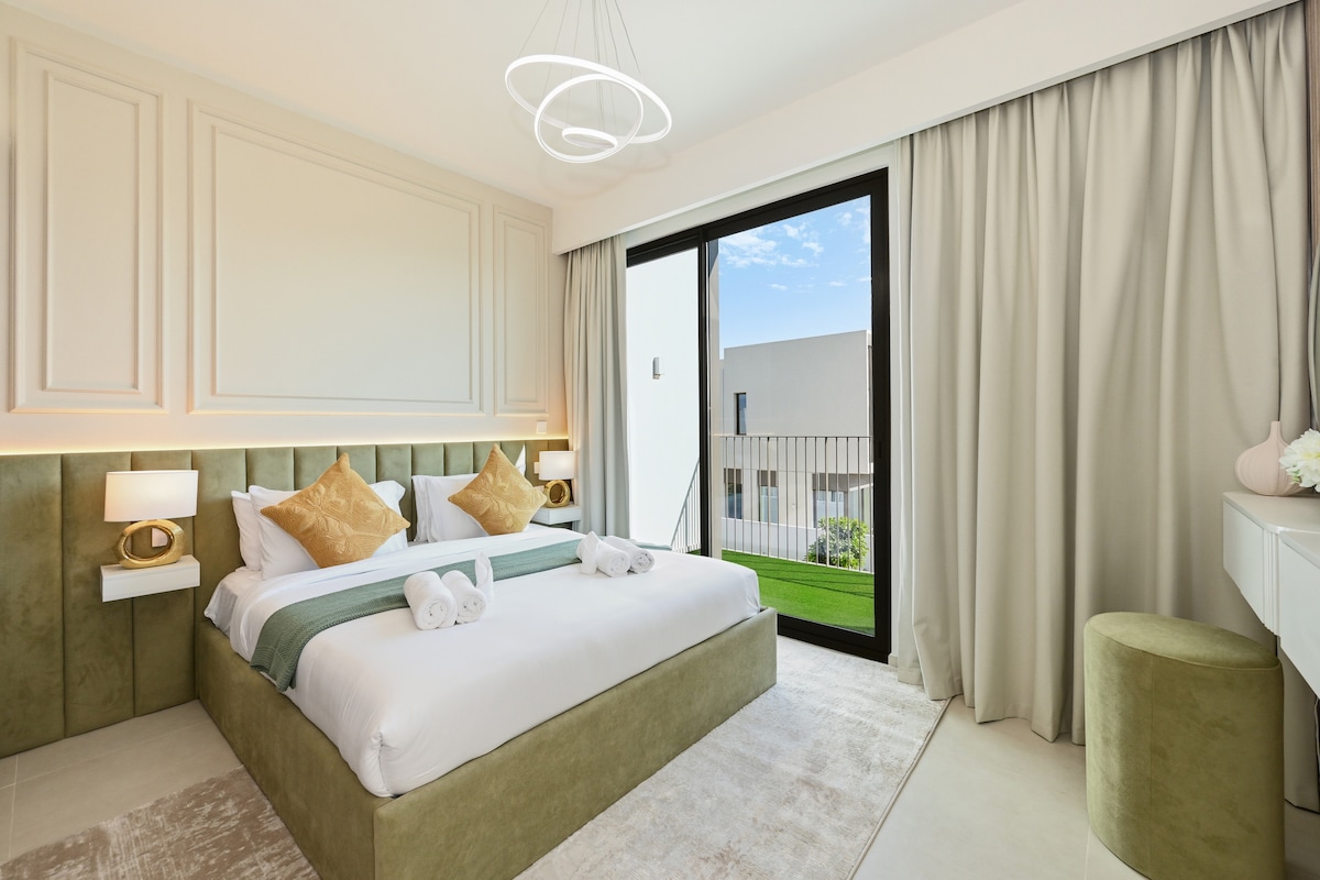 Elegant 4BR Haven | Private & Peaceful - Houses for Rent in Dubai ...