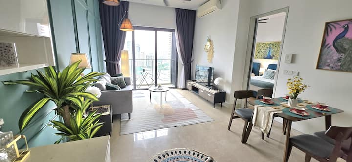 Lucentia| Peacock 2br| Infinity Pool Facing Klcc - Kuala Lumpur