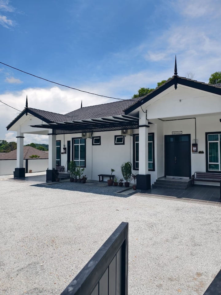 Laman Damai Adam Rizqi (B) | Pinehill View - Marang