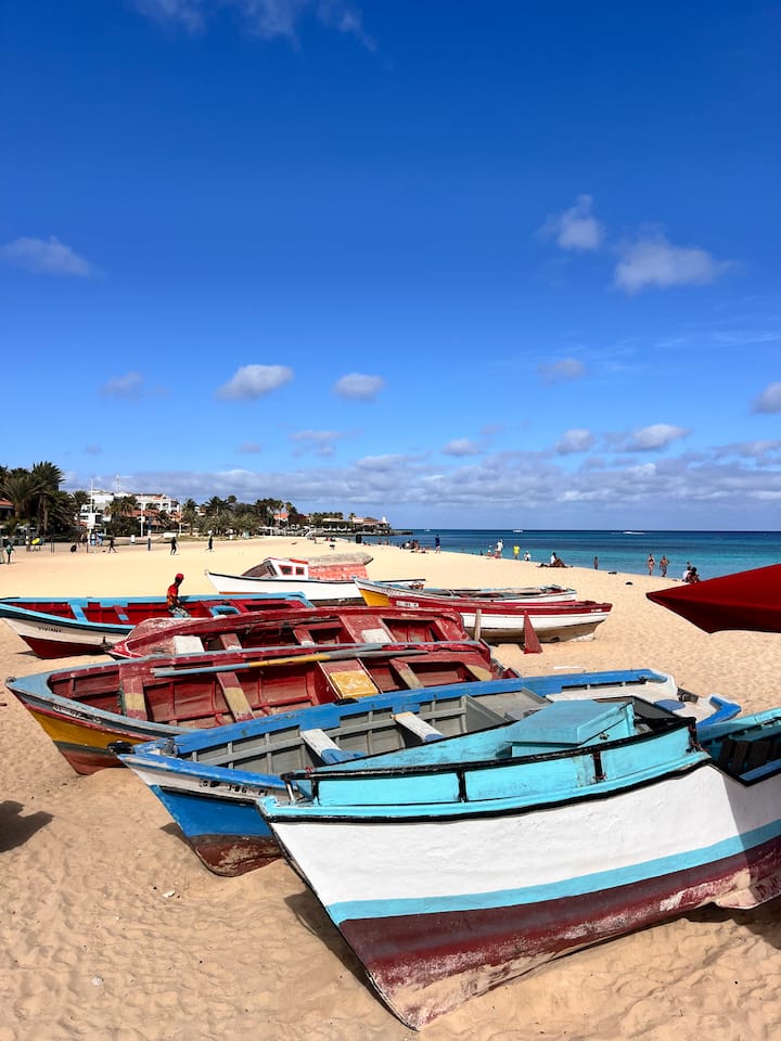 Plage à 40 M · Centre-ville à Pied à 50 M - Cabo Verde