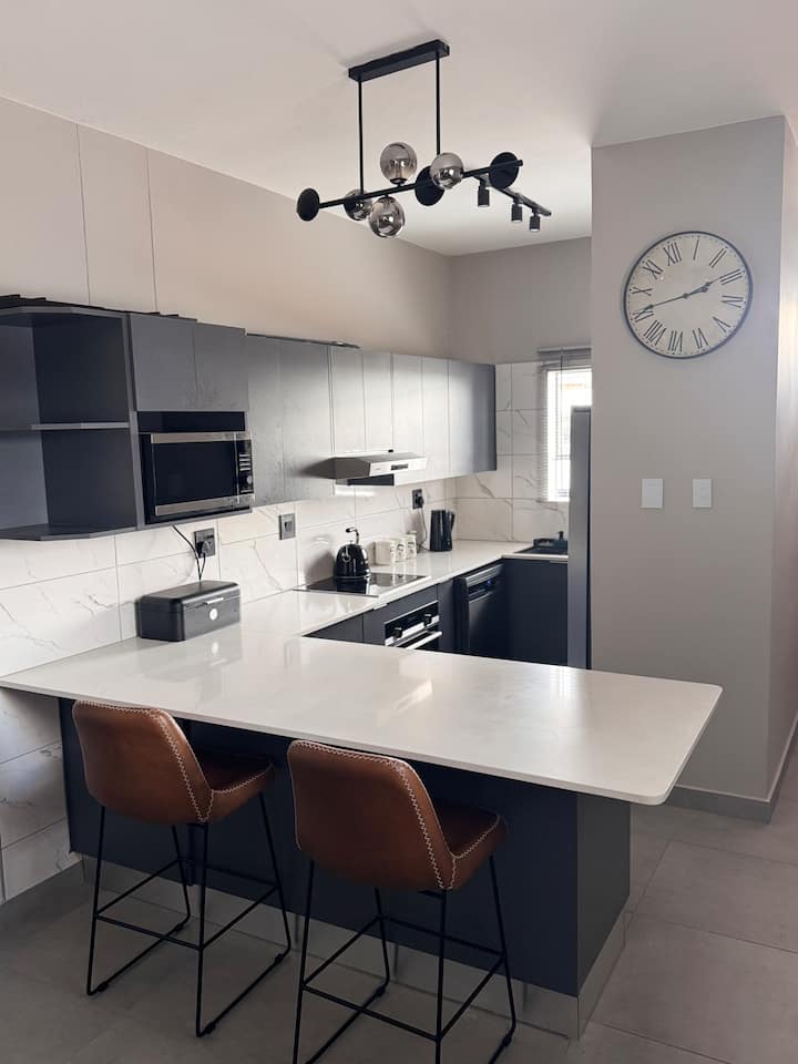 Menlyn Private Escape - Pretoria (South Africa)