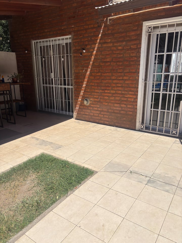 Casa Con Pileta Hasta 6 Personas !
Cerca Del Anfi! - Villa María