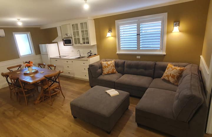 Flora Two Bedroom Suite @ Scenic Marysville - Marysville