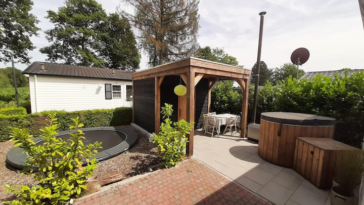 Sfeervol Chalet In De Natuur Met Hottub | 4p - Oirschot