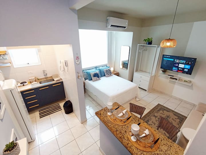 Recém Montado Na Orla/ Wi-fi /Vaga/ Ar Split - Santos