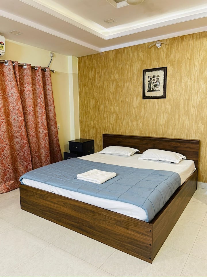 Zivo Stays - 8bhk Heritage Apartment, Medhipatnam - Hyderabad