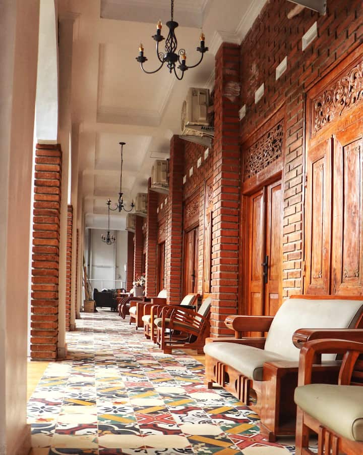 Hidden Gem At Prawirotaman (Yogya) - ジョクジャカルタ