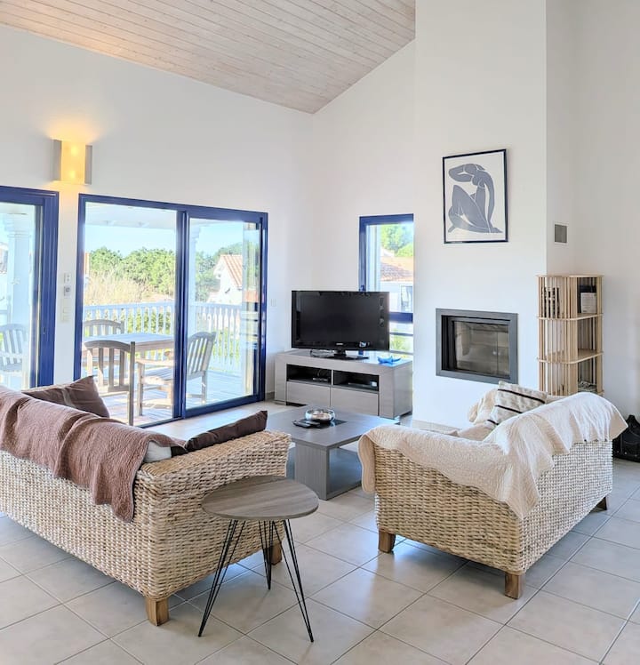 Villa Calme Avec Piscine Dans Résidence Sécurisée - Messanges