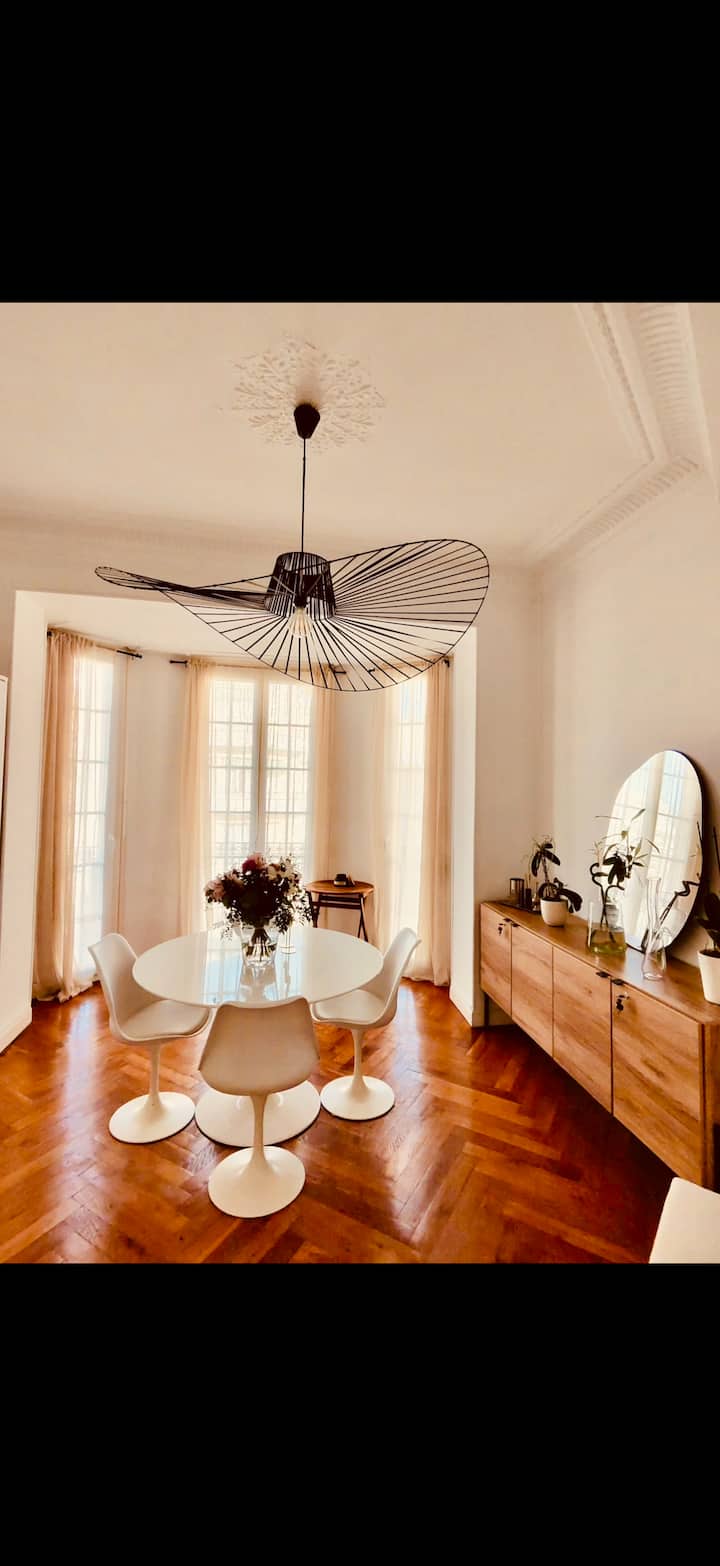 Chambre Avec Espace Modulable-carré D’or - Nice