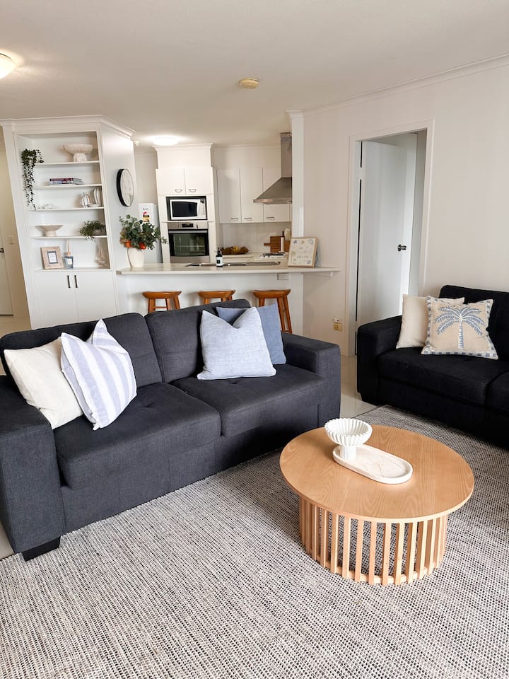 Surfers Paradise Apartment - 