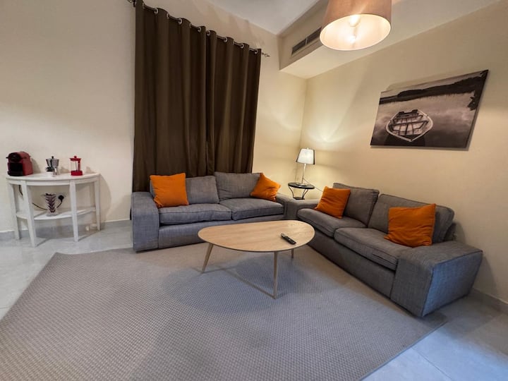 Amazing 1bhk In Cournch Ajman - Ajman