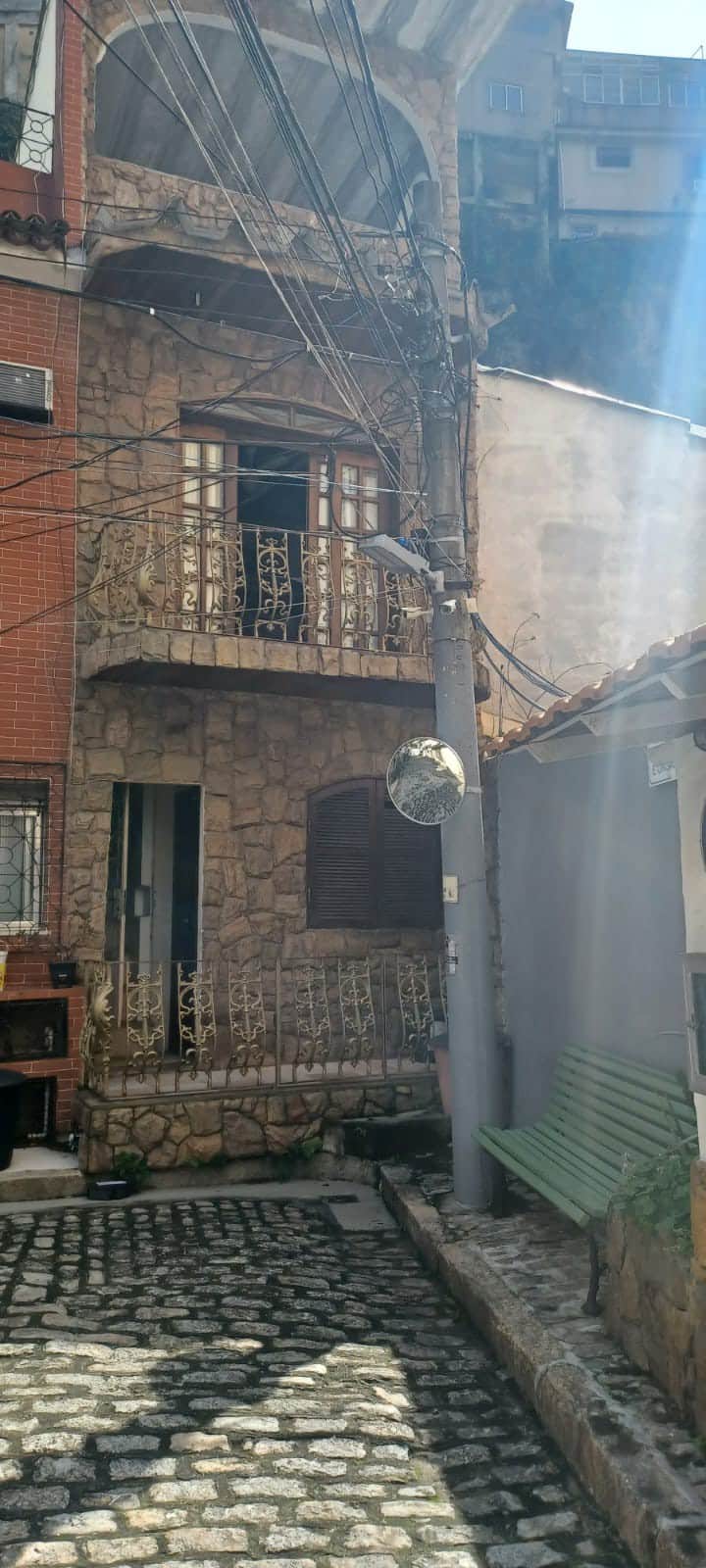 Casa Em Vila Fechada No Catete P/ Até 08 Pessoas. - Rio de Janeiro