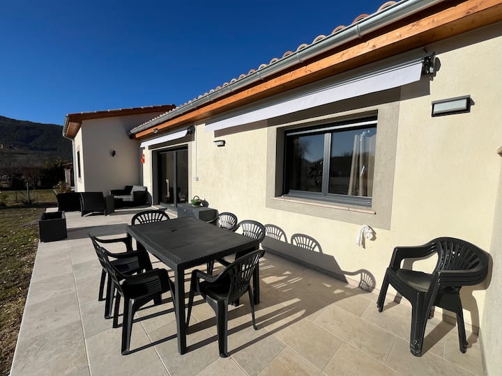 Maison Neuve, Terrasse Ensoleillée, Tout Confort ! - Saint-André-les-Alpes