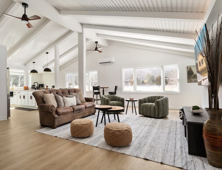 Mountain Road Retreat - Strasburg, VA