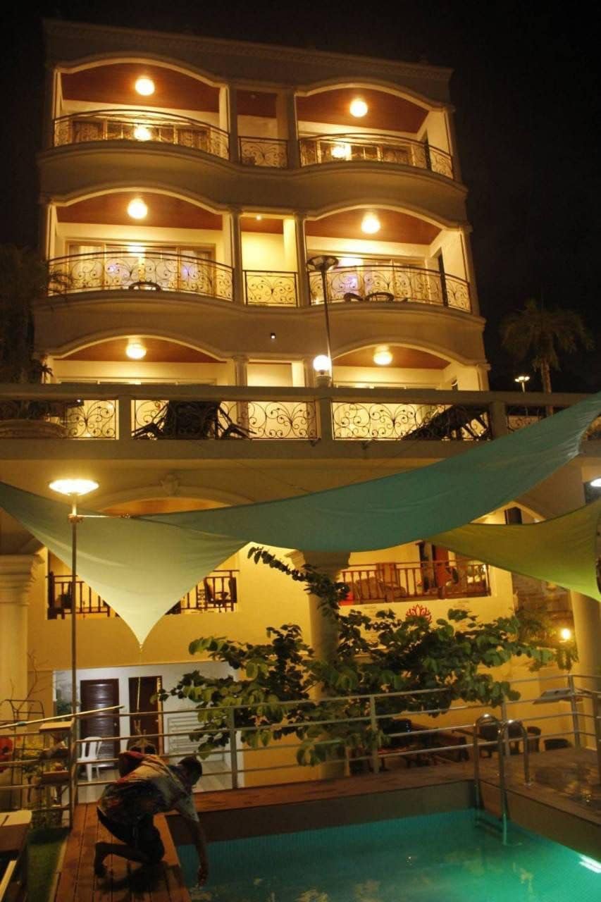 9BR Royal Patong Retreat | Villa avec piscine privée - Maisons à louer ...