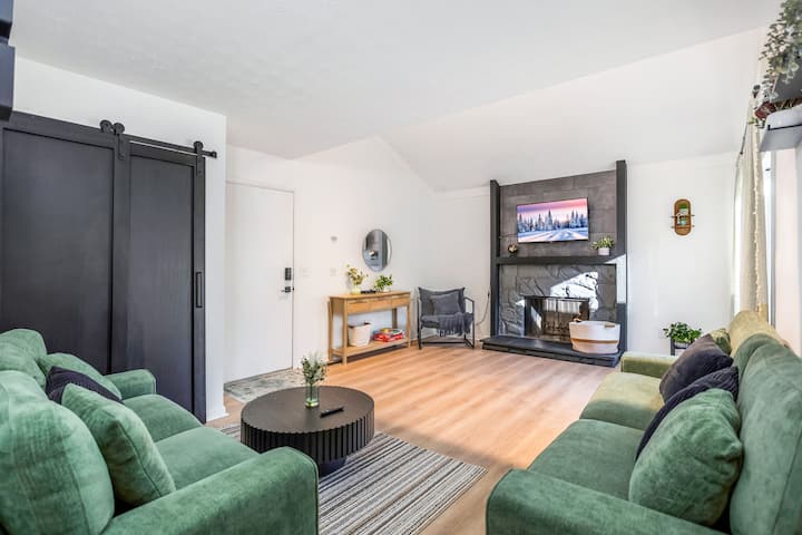 Modern Comfort In Dublin - Dublin, OH