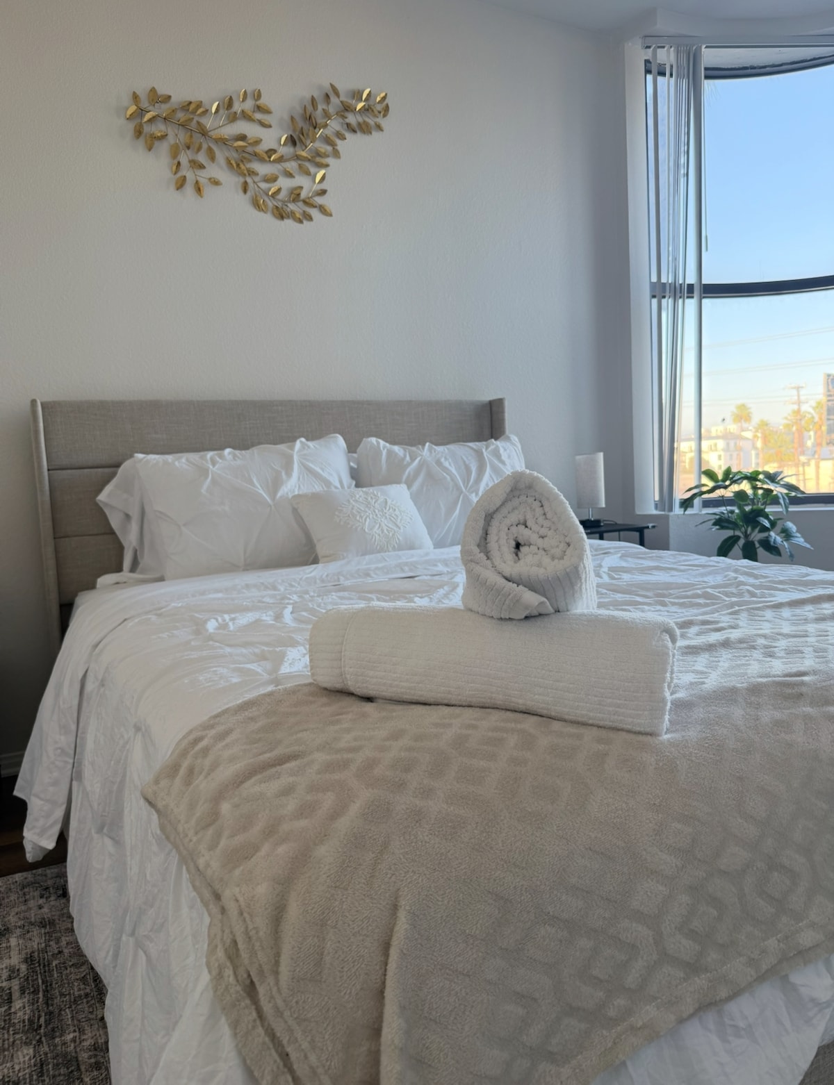 Marina del Rey 1-bedroom URBAN Retreat - Apartotel en renta en Marina ...