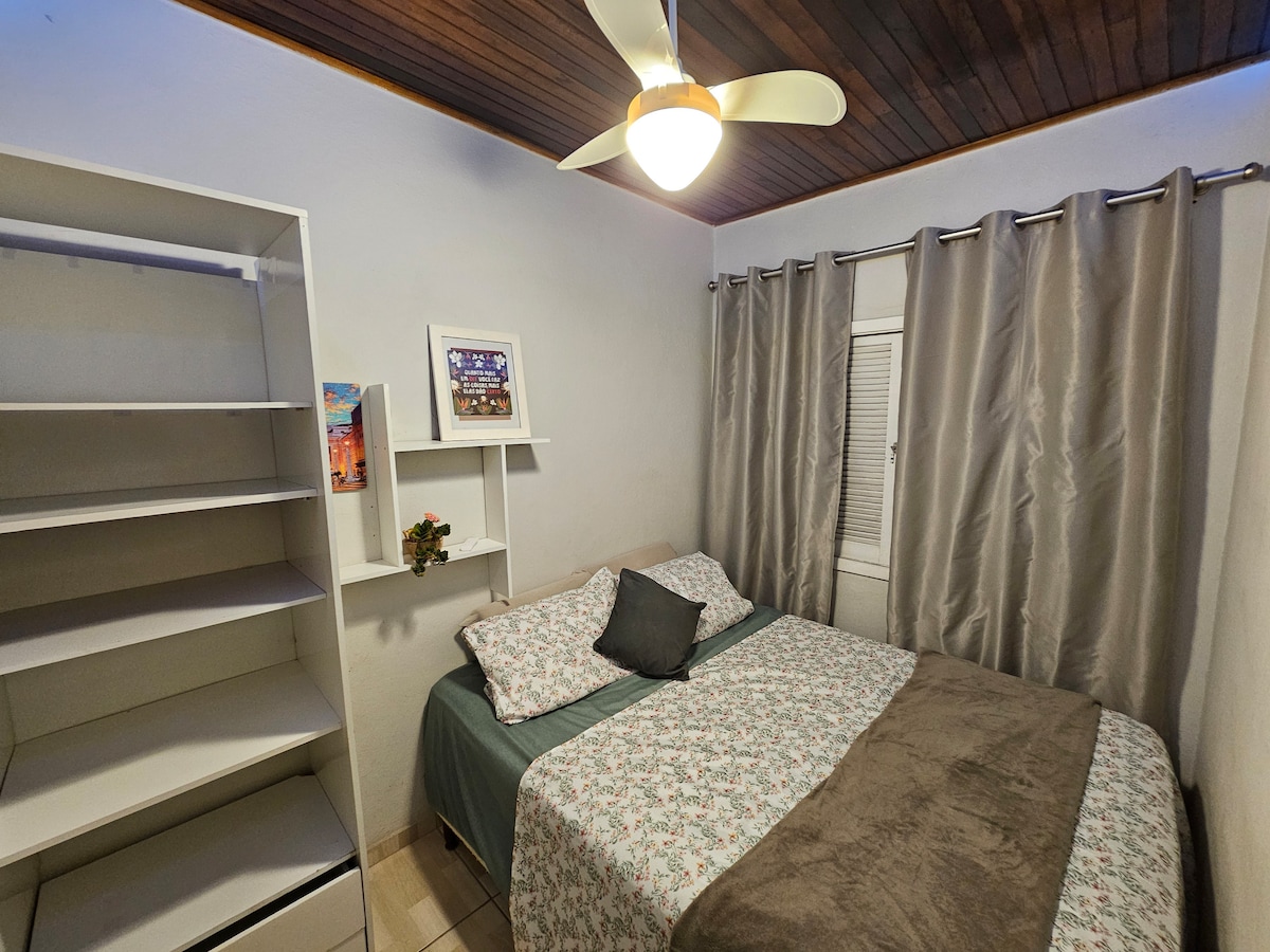 Chambre à 300 m de la mer - Maisons à louer à Itapema, Santa Catarina ...