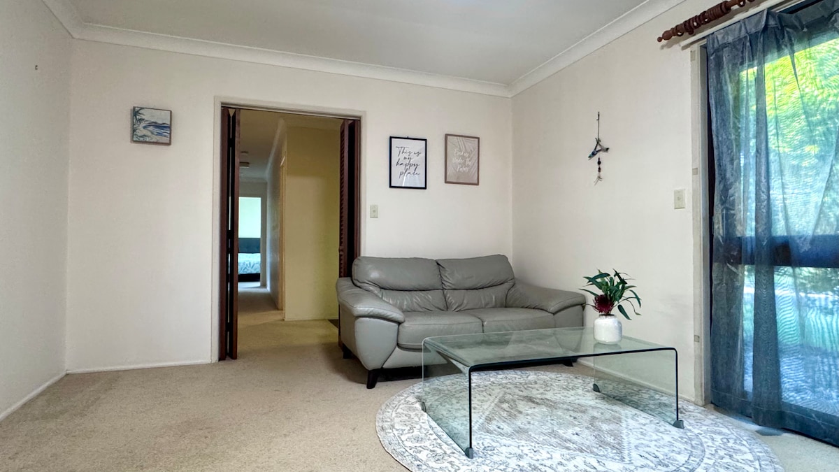 Marchez jusqu'à Market Square et Garden City! MacGregor - Maisons à ...