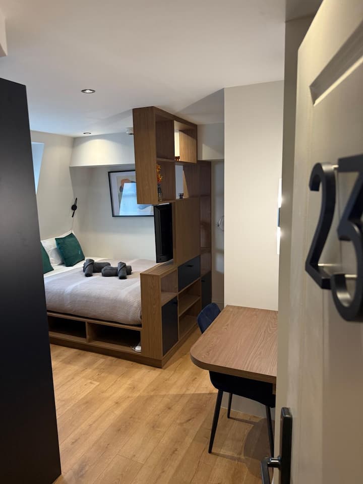 (21/f23)new Bayswater/hyde Park Studio +Wi-fi - London Paddington Station