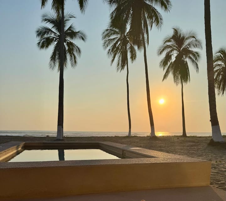 Casa Frente Al Mar En Playa Buenavista - México