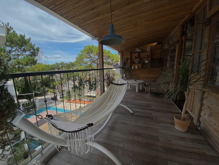 70m2 Well Designed Wooden House For Couples - Vietnam