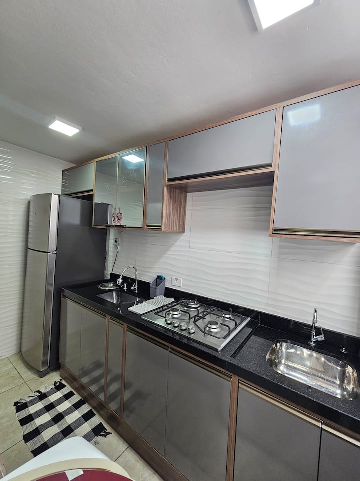 Apê Pé Na Areia Com Estacionamento•shopping à 200m - Santos State