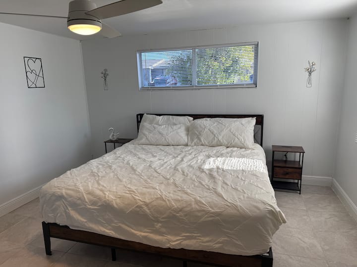 Private Efficiency Studio | Business-ready & Quiet - Hudson, FL