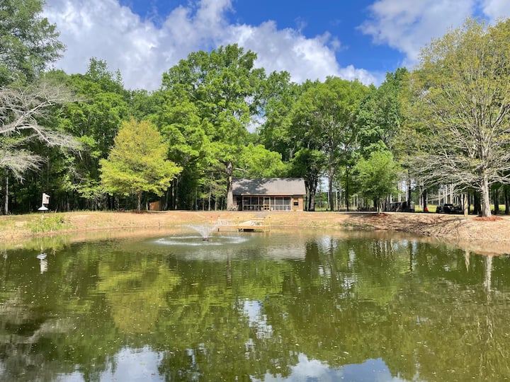Quiet Family-friendly Farm Stay • Sleeps 8 - Lake Marion, SC