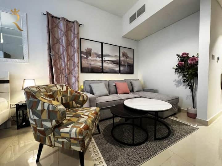 Julphar Luxury Studio | Refined Modern Comfort - Abu Dhabi
