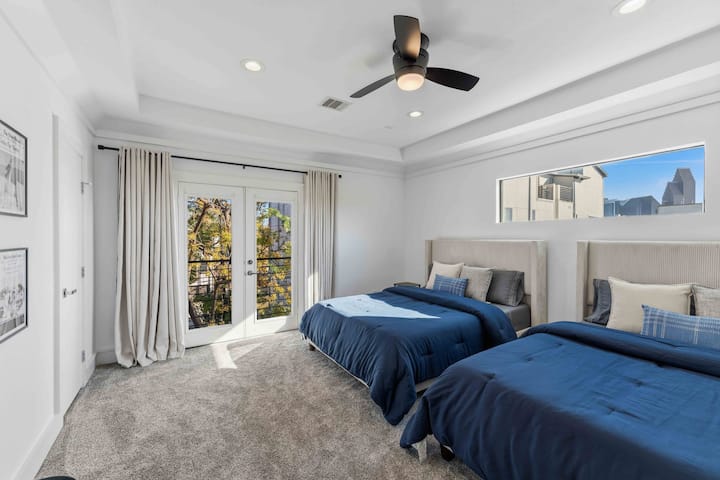 Vista dal tetto in centro | Vacanza di gruppo • Centro città - case in ...