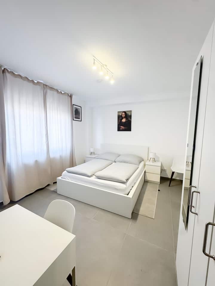 Durdi Serviced Apartment | Doppelbett | 24h - Ober-Ramstadt