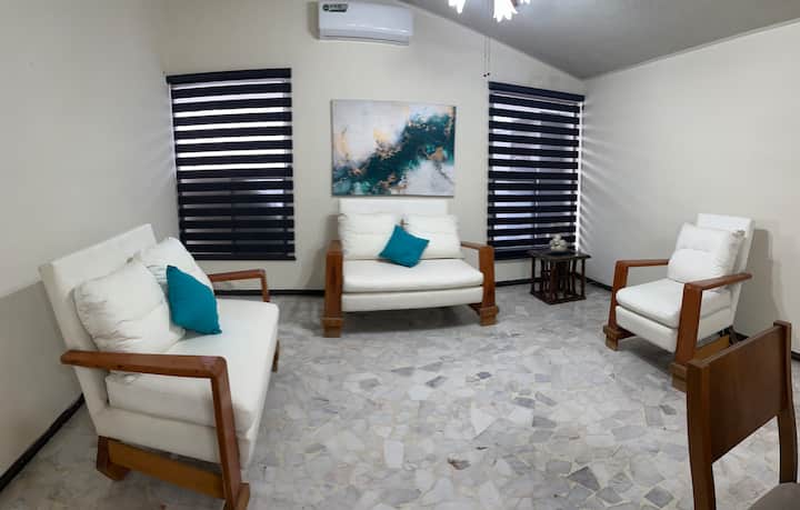 Hermosa Casa Para 15 Personas - Torreón