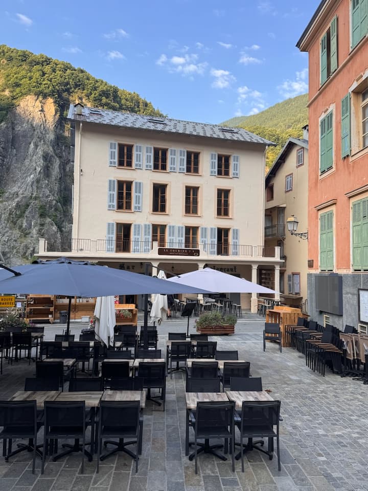 Hôtel Chambre Double Avec Terrasse
Proche Ski - Isola