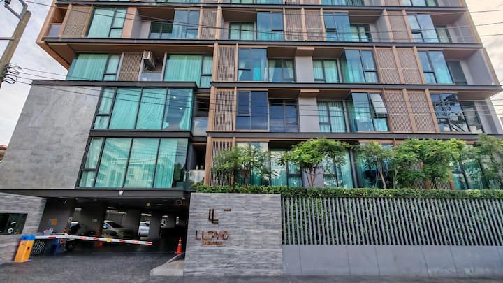 Bangkok Luxury 1 Bed Room Plus Rooftop Pool - Phra Khanong