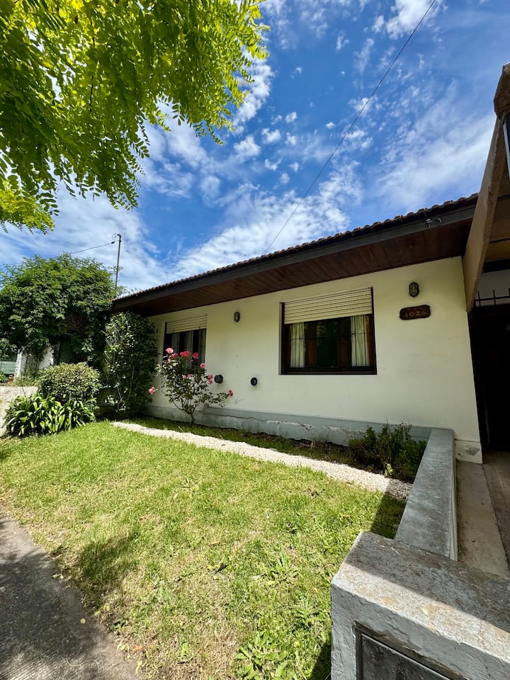 Casa En Un Barrio Tranquilo Y Muy Cómoda - Mar del Plata