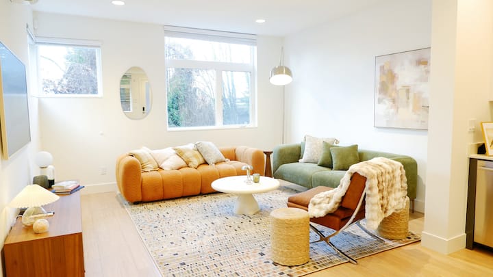 Vibrant Cap Hill Th-rooftop|game Lounge|parking|ev - Seattle, WA