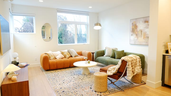 Vibrant Cap Hill Th-rooftop|game Lounge|parking|ev - Seattle, WA