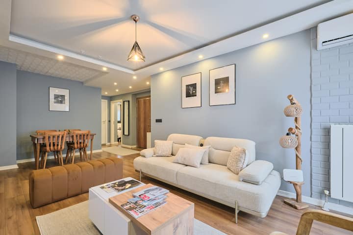 Stylish 2 Br Apartment, Best Location In Cihangir - 伊斯坦堡