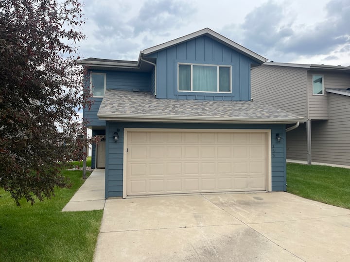 Okoboji Poolside Cabin - Okoboji, IA