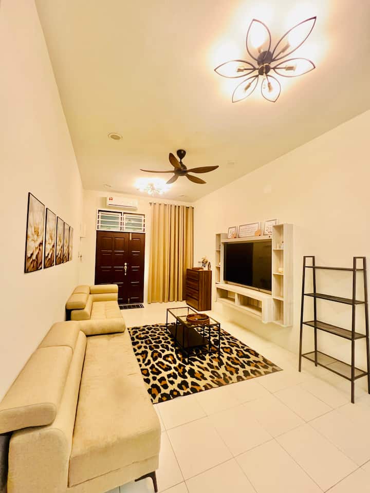 A&m Homestay (Muslim Only) - Tampin