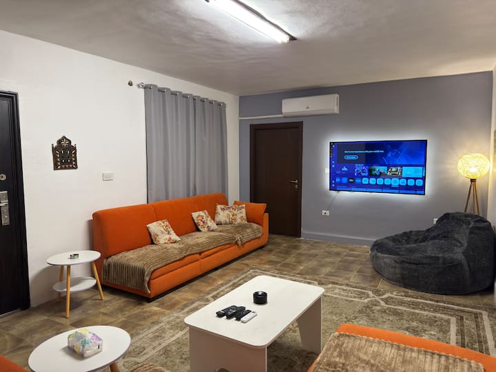 Spacious 3-bedroom Near Downtown | Jabal Alweibdeh - Amman