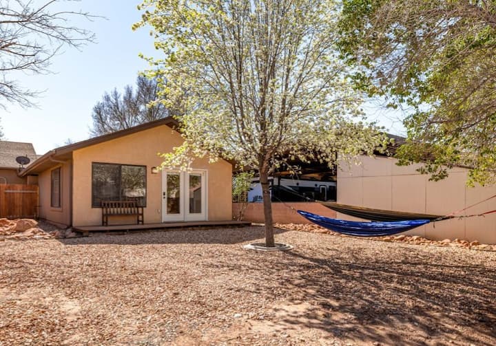 Zion's Hidden Home In Hurricane - Hurricane, UT