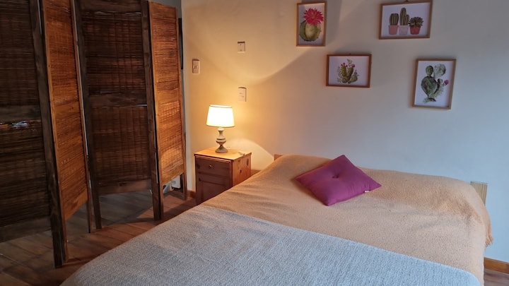 Alquilo Amplio Departamento En Necochea - Necochea