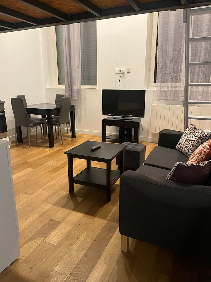 Cosy T2 Bien Placé Proche De La Part Dieu
Lyon 6 - Lyon