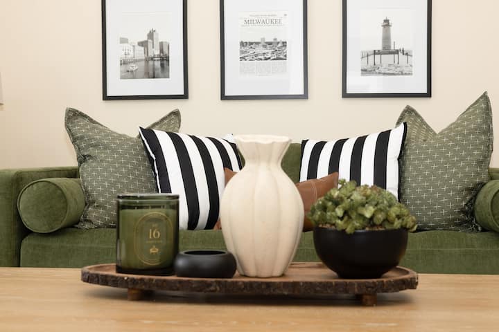 4br Home- Sleeps 10- Walk To Breweries & Downtown - Milwaukee